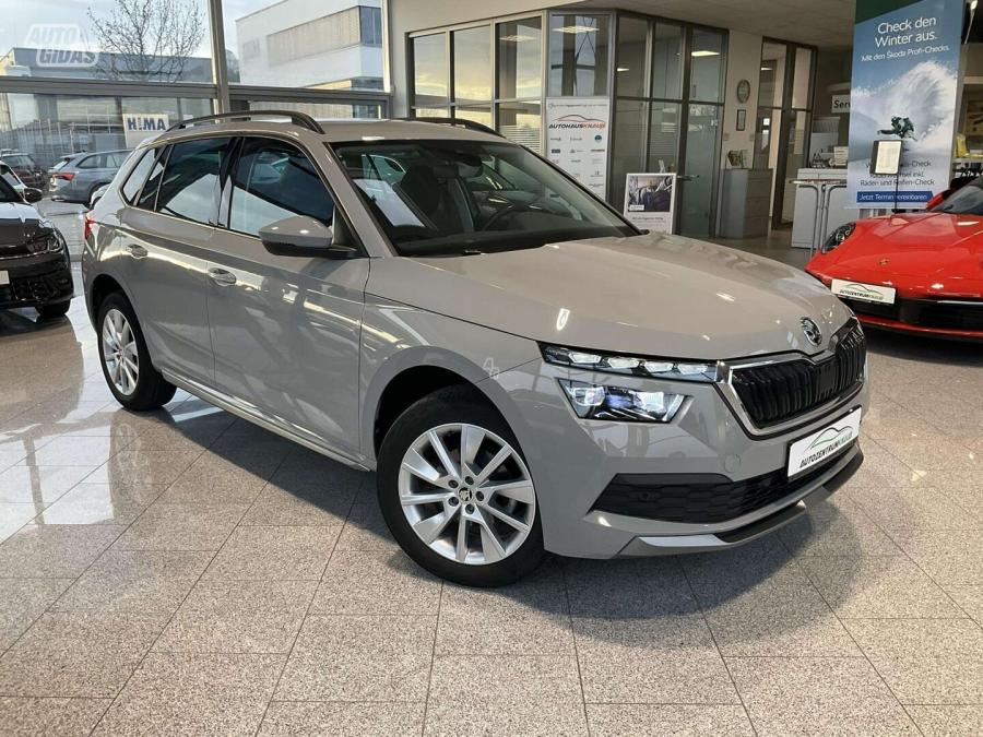 Grey Skoda KAMIQ 2021 in Kaunas, with an engine capacity of 1.00 L and mileage of 35 thousand km for 24347 €, photo 3 on AUTOMOTO.COM.LV