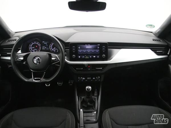 Pelēks Skoda KAMIQ 2021 Viļņa, ar dzinēja tilpumu 1.00 L un nobraukumu 142 tūkst. km par 13899 €, foto 2 vietnē AUTOMOTO.COM.LV