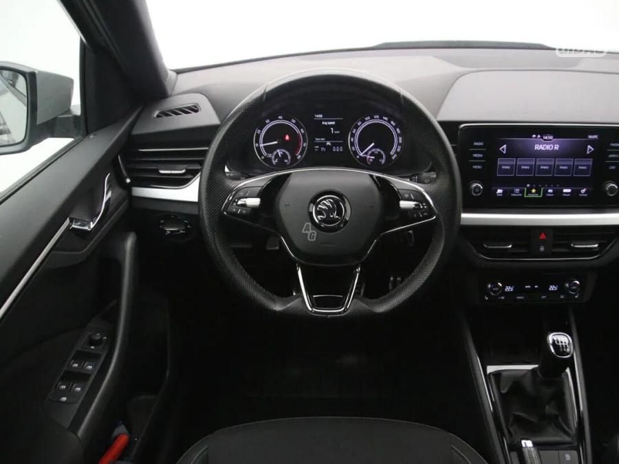 Pelēks Skoda KAMIQ 2021 Viļņa, ar dzinēja tilpumu 1.00 L un nobraukumu 142 tūkst. km par 13899 €, foto 18 vietnē AUTOMOTO.COM.LV