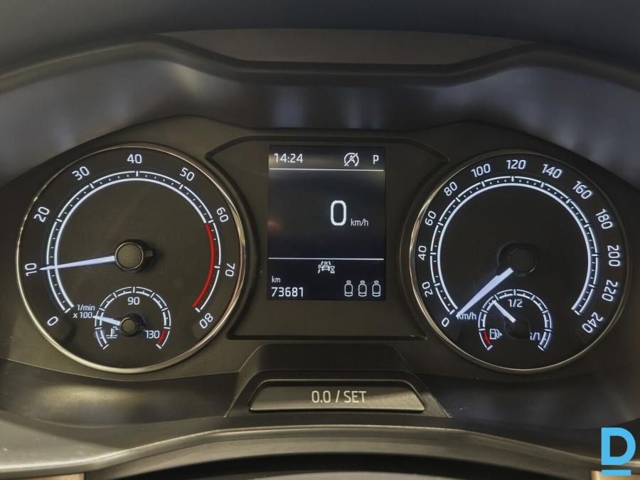 Pelēks Skoda KAMIQ 2021 Rīga, ar dzinēja tilpumu 1.00 L un nobraukumu 74 tūkst. km par 16790 €, foto 10 vietnē AUTOMOTO.COM.LV