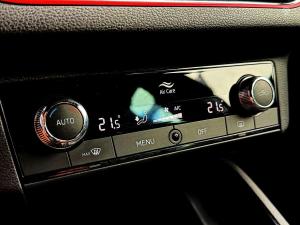 Pelēks Skoda KAMIQ 2021 Kauņa, ar dzinēja tilpumu 1.00 L un nobraukumu 203 tūkst. km par 12900 €, foto 10 vietnē AUTOMOTO.COM.LV