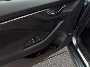 Pelēks Skoda KAMIQ 2021 Kauņa, ar dzinēja tilpumu 1.00 L un nobraukumu 41 tūkst. km par 16999 €, foto 14 vietnē AUTOMOTO.COM.LV