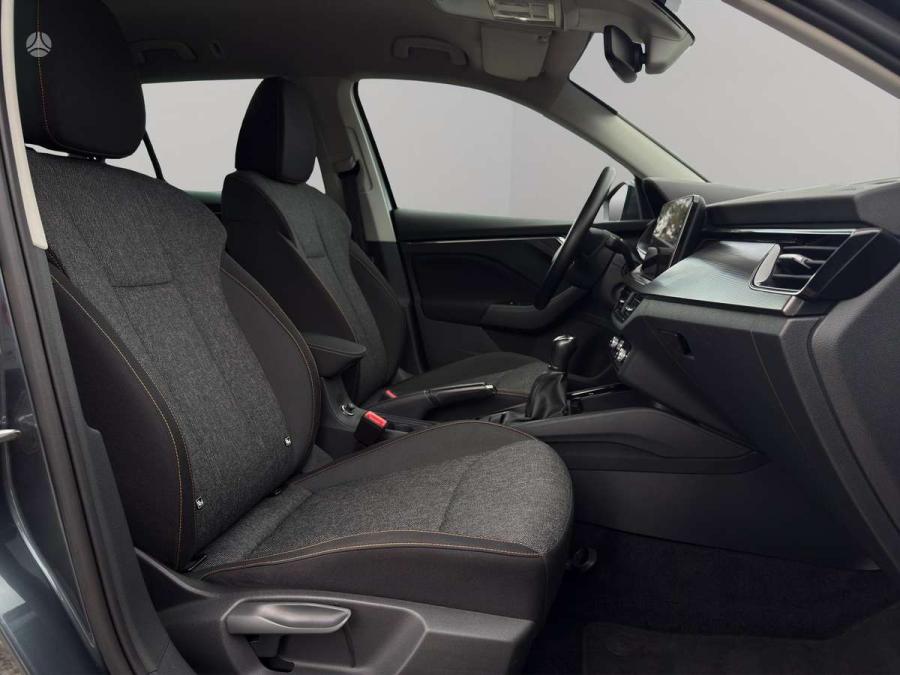 Pelēks Skoda KAMIQ 2021 Kauņa, ar dzinēja tilpumu 1.00 L un nobraukumu 41 tūkst. km par 16999 €, foto 9 vietnē AUTOMOTO.COM.LV