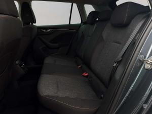 Pelēks Skoda KAMIQ 2021 Kauņa, ar dzinēja tilpumu 1.00 L un nobraukumu 41 tūkst. km par 16999 €, foto 12 vietnē AUTOMOTO.COM.LV