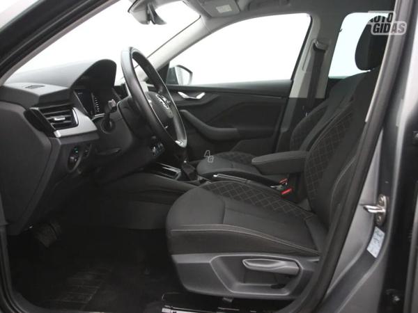 Pelēks Skoda KAMIQ 2022 Viļņa, ar dzinēja tilpumu 1.00 L un nobraukumu 172 tūkst. km par 15199 €, foto 4 vietnē AUTOMOTO.COM.LV