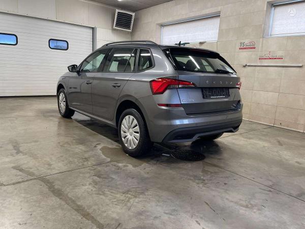 Grey Skoda KAMIQ 2022 in Marijampole, with an engine capacity of 1.00 L and mileage of 98 thousand km for 15065 €, photo 6 on AUTOMOTO.COM.LV