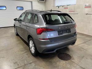 Pelēks Skoda KAMIQ 2022 Marijampole, ar dzinēja tilpumu 1.00 L un nobraukumu 198 tūkst. km par 14157 €, foto 5 vietnē AUTOMOTO.COM.LV