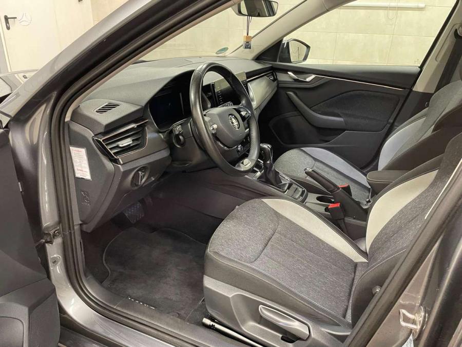 Pelēks Skoda KAMIQ 2022 Marijampole, ar dzinēja tilpumu 1.00 L un nobraukumu 198 tūkst. km par 14157 €, foto 8 vietnē AUTOMOTO.COM.LV