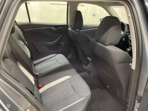 Pelēks Skoda KAMIQ 2022 Marijampole, ar dzinēja tilpumu 1.00 L un nobraukumu 198 tūkst. km par 14157 €, foto 13 vietnē AUTOMOTO.COM.LV
