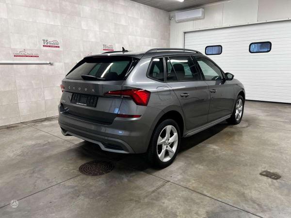 Grey Skoda KAMIQ 2022 in Marijampole, with an engine capacity of 1.00 L and mileage of 143 thousand km for 14944 €, photo 4 on AUTOMOTO.COM.LV