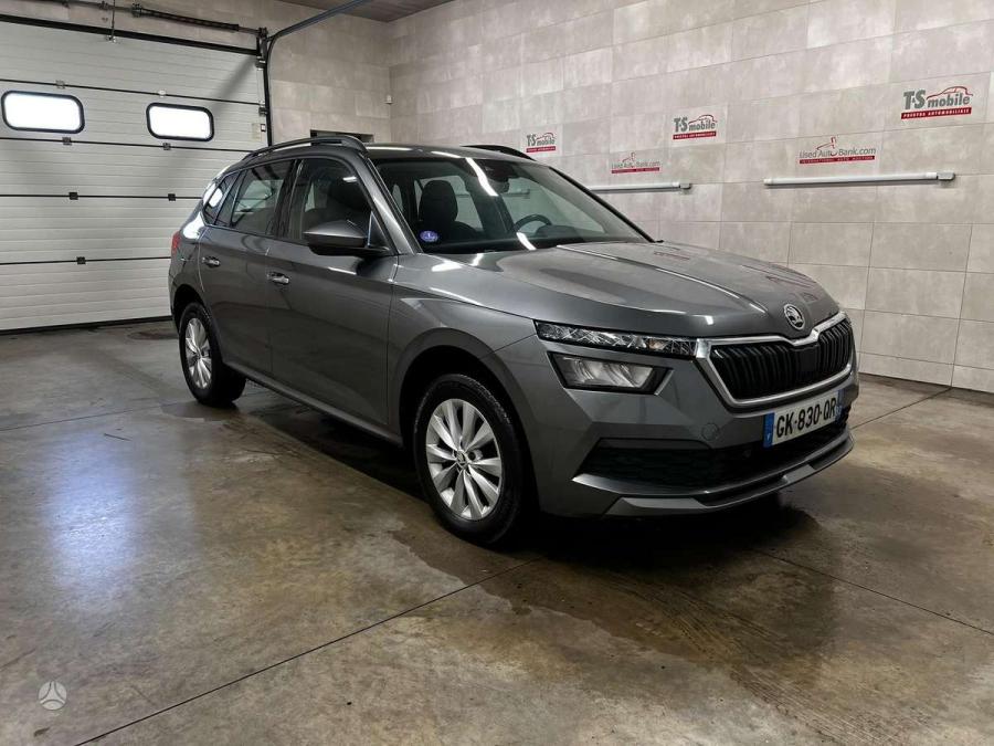 Pelēks Skoda KAMIQ 2022 Marijampole, ar dzinēja tilpumu 1.00 L un nobraukumu 198 tūkst. km par 13298 €, foto 4 vietnē AUTOMOTO.COM.LV