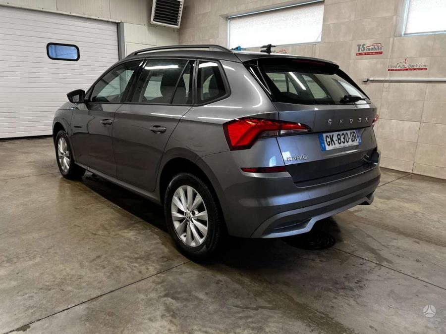 Pelēks Skoda KAMIQ 2022 Marijampole, ar dzinēja tilpumu 1.00 L un nobraukumu 198 tūkst. km par 13298 €, foto 7 vietnē AUTOMOTO.COM.LV