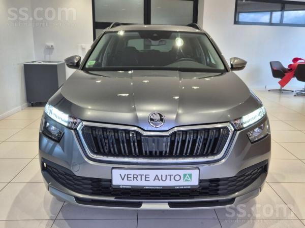 Pelēks Skoda KAMIQ 2022 Rīga, ar dzinēja tilpumu 1.50 L un nobraukumu 41 tūkst. km par 20490 €, foto 2 vietnē AUTOMOTO.COM.LV