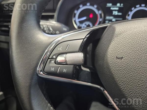 Pelēks Skoda KAMIQ 2022 Rīga, ar dzinēja tilpumu 1.50 L un nobraukumu 41 tūkst. km par 20490 €, foto 10 vietnē AUTOMOTO.COM.LV