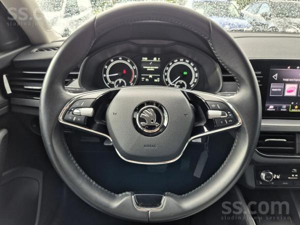 Grey Skoda KAMIQ 2022 in Riga, with an engine capacity of 1.50 L and mileage of 41 thousand km for 20490 €, photo 11 on AUTOMOTO.COM.LV