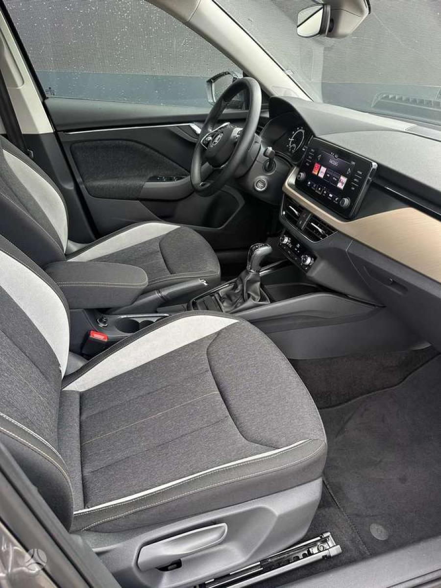 Pelēks Skoda KAMIQ 2023 Klaipėda, ar dzinēja tilpumu 1.00 L un nobraukumu 69 tūkst. km par 19400 €, foto 7 vietnē AUTOMOTO.COM.LV