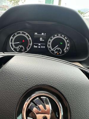 Pelēks Skoda KAMIQ 2023 Klaipėda, ar dzinēja tilpumu 1.00 L un nobraukumu 69 tūkst. km par 19400 €, foto 14 vietnē AUTOMOTO.COM.LV