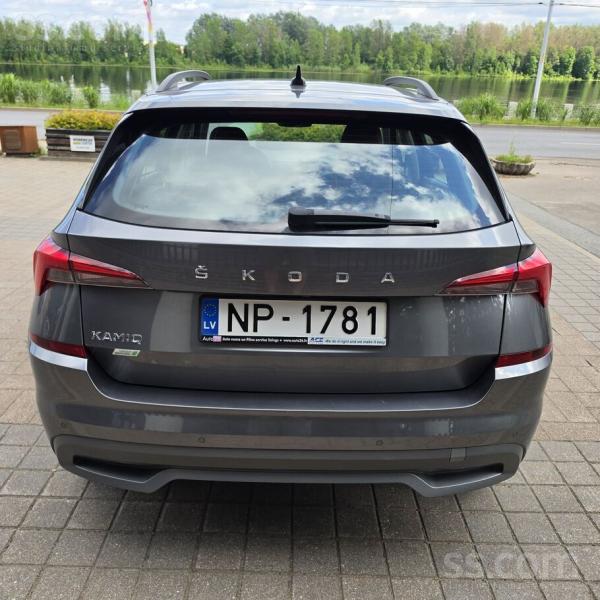 Grey Skoda KAMIQ 2023 in Riga, with an engine capacity of 1.00 L and mileage of 39 thousand km for 18500 €, photo 5 on AUTOMOTO.COM.LV