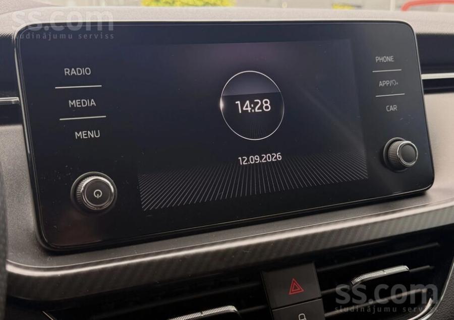 Pelēks Skoda KAMIQ 2023 Rīga, ar dzinēja tilpumu 1.50 L un nobraukumu 41 tūkst. km par 21490 €, foto 16 vietnē AUTOMOTO.COM.LV