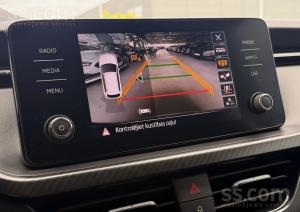 Pelēks Skoda KAMIQ 2023 Rīga, ar dzinēja tilpumu 1.50 L un nobraukumu 41 tūkst. km par 21490 €, foto 18 vietnē AUTOMOTO.COM.LV