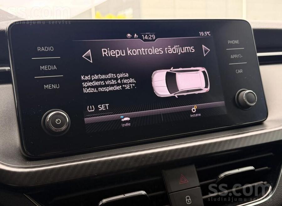Pelēks Skoda KAMIQ 2023 Rīga, ar dzinēja tilpumu 1.50 L un nobraukumu 41 tūkst. km par 21490 €, foto 19 vietnē AUTOMOTO.COM.LV