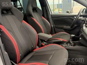 Pelēks Skoda KAMIQ 2023 Rīga, ar dzinēja tilpumu 1.50 L un nobraukumu 41 tūkst. km par 21490 €, foto 22 vietnē AUTOMOTO.COM.LV