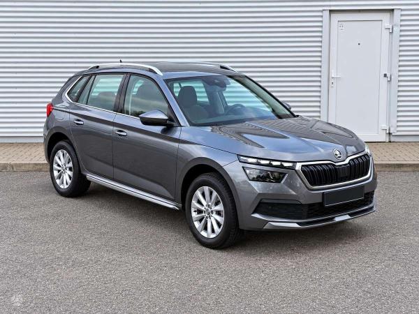 Grey Skoda KAMIQ 2023 in Vilnius, with an engine capacity of 1.00 L and mileage of 118 thousand km for 15850 €, photo 3 on AUTOMOTO.COM.LV