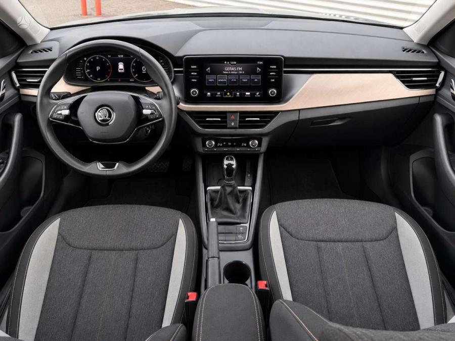 Pelēks Skoda KAMIQ 2023 Viļņa, ar dzinēja tilpumu 1.00 L un nobraukumu 118 tūkst. km par 15850 €, foto 7 vietnē AUTOMOTO.COM.LV