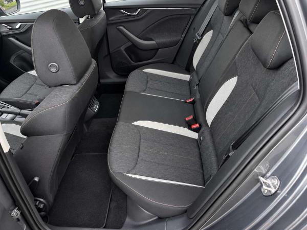 Grey Skoda KAMIQ 2023 in Vilnius, with an engine capacity of 1.00 L and mileage of 118 thousand km for 15850 €, photo 10 on AUTOMOTO.COM.LV