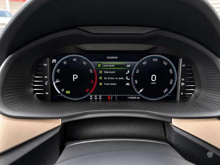 Pelēks Skoda KAMIQ 2023 Viļņa, ar dzinēja tilpumu 1.00 L un nobraukumu 118 tūkst. km par 15850 €, foto 14 vietnē AUTOMOTO.COM.LV