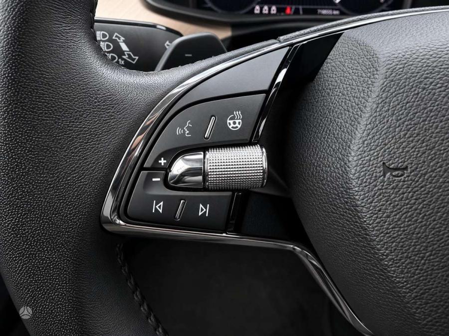 Pelēks Skoda KAMIQ 2023 Viļņa, ar dzinēja tilpumu 1.00 L un nobraukumu 118 tūkst. km par 15850 €, foto 16 vietnē AUTOMOTO.COM.LV