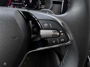 Pelēks Skoda KAMIQ 2023 Viļņa, ar dzinēja tilpumu 1.00 L un nobraukumu 118 tūkst. km par 15850 €, foto 17 vietnē AUTOMOTO.COM.LV
