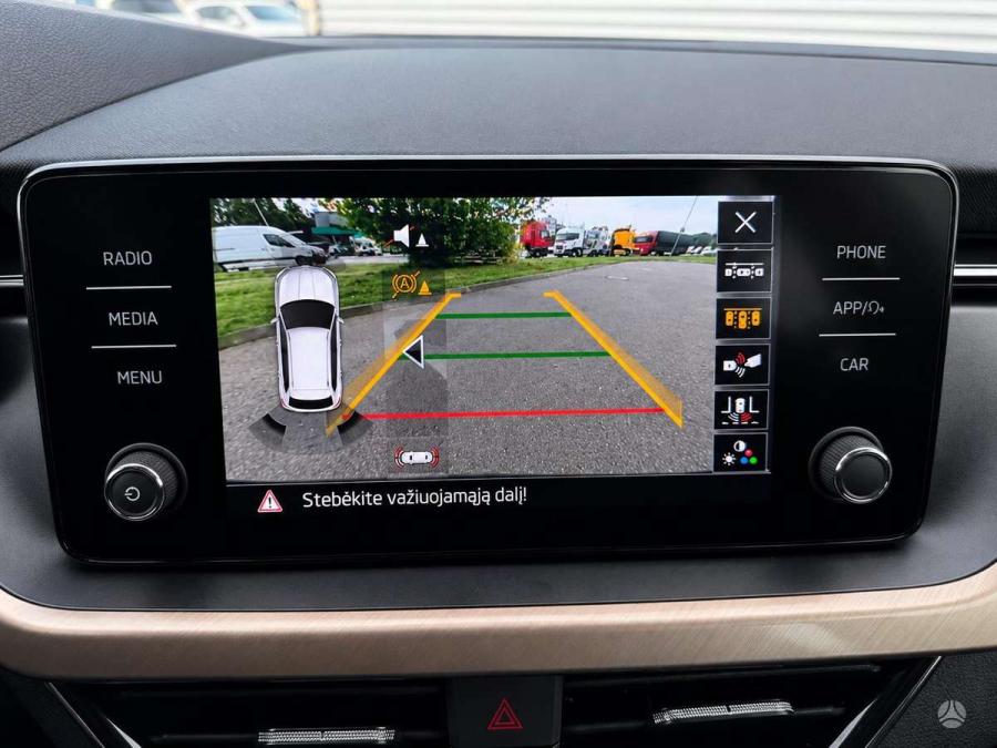 Pelēks Skoda KAMIQ 2023 Viļņa, ar dzinēja tilpumu 1.00 L un nobraukumu 118 tūkst. km par 15850 €, foto 21 vietnē AUTOMOTO.COM.LV