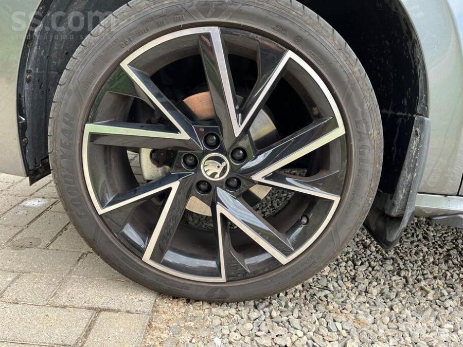 Pelēks Skoda KAMIQ 2023 Jelgava, ar dzinēja tilpumu 1.50 L un nobraukumu 39 tūkst. km par 19900 €, foto 6 vietnē AUTOMOTO.COM.LV