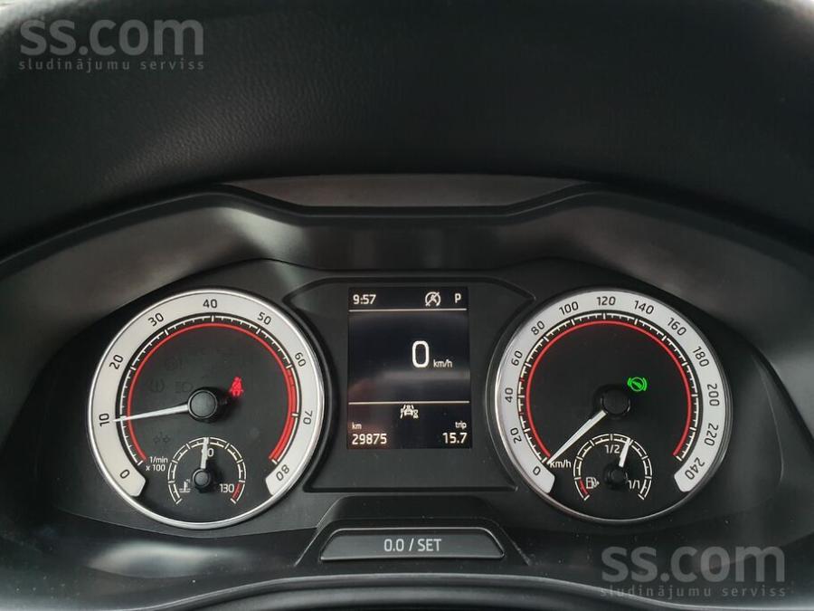Grey Skoda KAMIQ 2023 in Riga, with an engine capacity of 1.50 L and mileage of 63 thousand km for 21900 €, photo 15 on AUTOMOTO.COM.LV