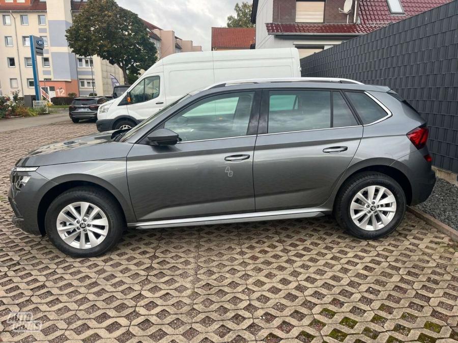 Pelēks Skoda KAMIQ 2024 Kauņa, ar dzinēja tilpumu 1.50 L un nobraukumu 13 tūkst. km par 30600 €, foto 4 vietnē AUTOMOTO.COM.LV