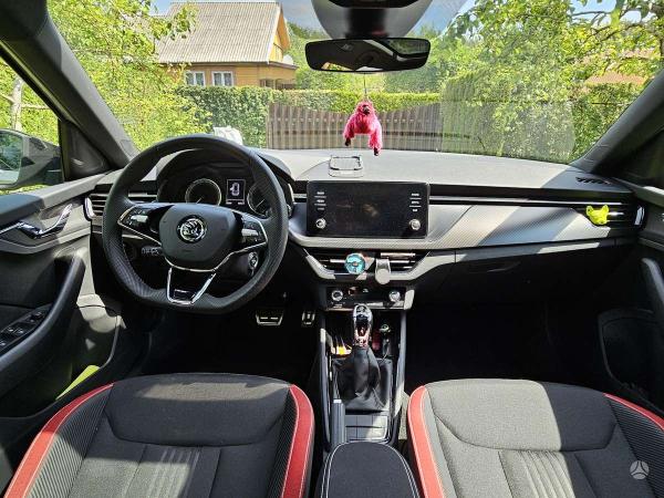 Pelēks Skoda KAMIQ 2024 Viļņa, ar dzinēja tilpumu 1.50 L un nobraukumu 25 tūkst. km par 23500 €, foto 10 vietnē AUTOMOTO.COM.LV