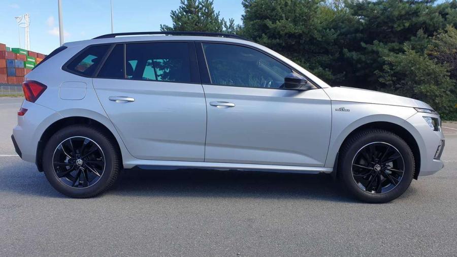 Серый Шкода KAMIQ 2024 в Клайпеда, объемом двигателя 1.50 л и пробегом 14 тыс. км за 24900 €, фото 8 на AUTOMOTO.COM.LV
