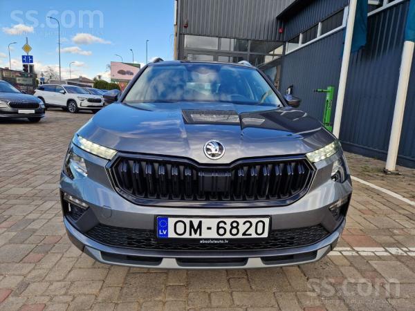 Pelēks Skoda KAMIQ 2026 Jelgava, ar dzinēja tilpumu 1.00 L un nobraukumu 0 tūkst. km par 25500 €, foto 1 vietnē AUTOMOTO.COM.LV