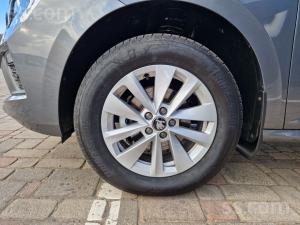 Pelēks Skoda KAMIQ 2026 Jelgava, ar dzinēja tilpumu 1.00 L un nobraukumu 0 tūkst. km par 25500 €, foto 6 vietnē AUTOMOTO.COM.LV