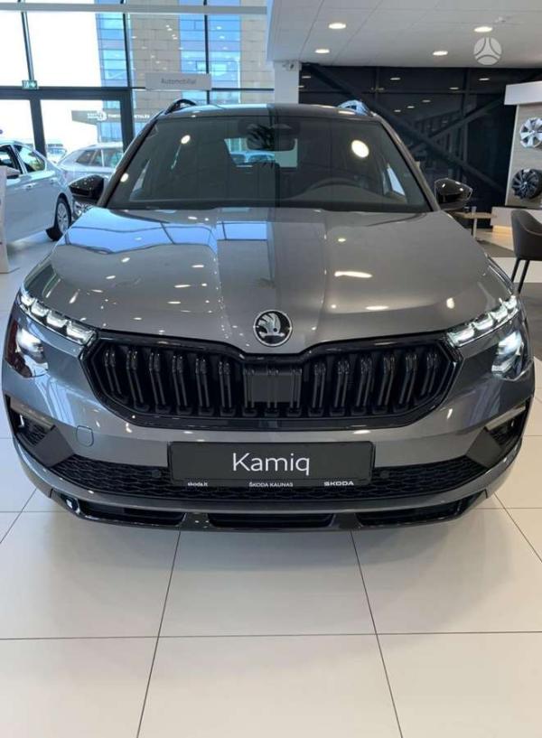 Pelēks Skoda KAMIQ 2026 Kauņa, ar dzinēja tilpumu 1.00 L un nobraukumu 5 tūkst. km par 27180 €, foto 3 vietnē AUTOMOTO.COM.LV
