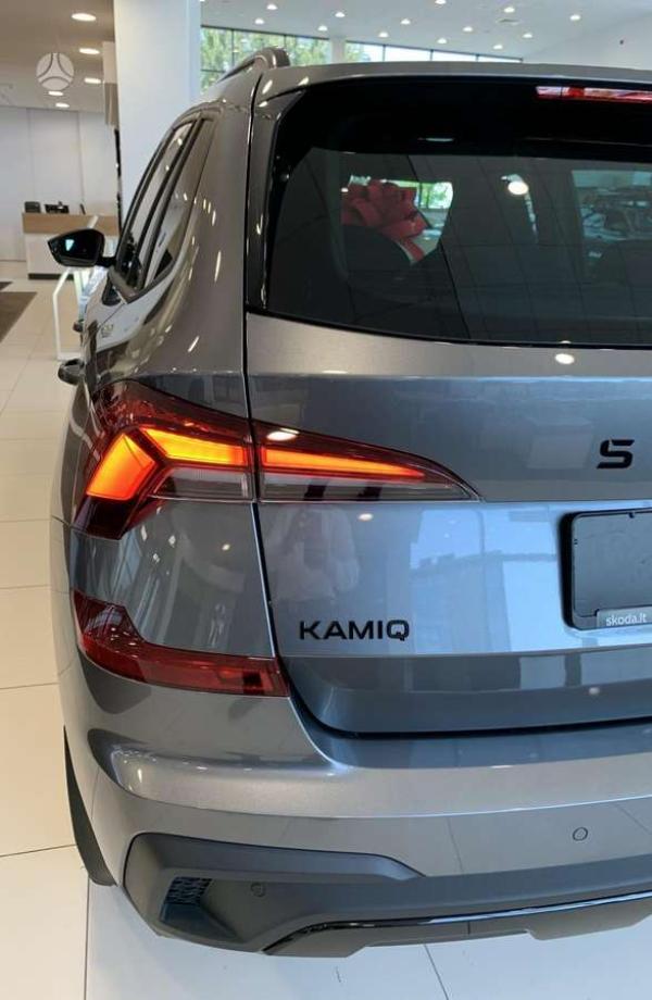 Pelēks Skoda KAMIQ 2026 Kauņa, ar dzinēja tilpumu 1.00 L un nobraukumu 5 tūkst. km par 27180 €, foto 5 vietnē AUTOMOTO.COM.LV