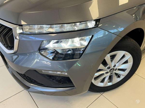 Grey Skoda KAMIQ 2026 in Kaunas, with an engine capacity of 1.00 L and mileage of 0 thousand km for 24980 €, photo 2 on AUTOMOTO.COM.LV