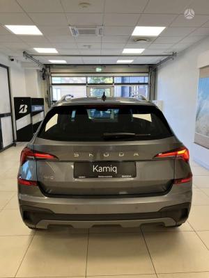 Pelēks Skoda KAMIQ 2026 Kauņa, ar dzinēja tilpumu 1.00 L un nobraukumu 0 tūkst. km par 24980 €, foto 8 vietnē AUTOMOTO.COM.LV