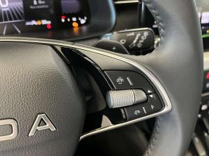 Pelēks Skoda KAMIQ 2026 Kauņa, ar dzinēja tilpumu 1.00 L un nobraukumu 0 tūkst. km par 24980 €, foto 15 vietnē AUTOMOTO.COM.LV