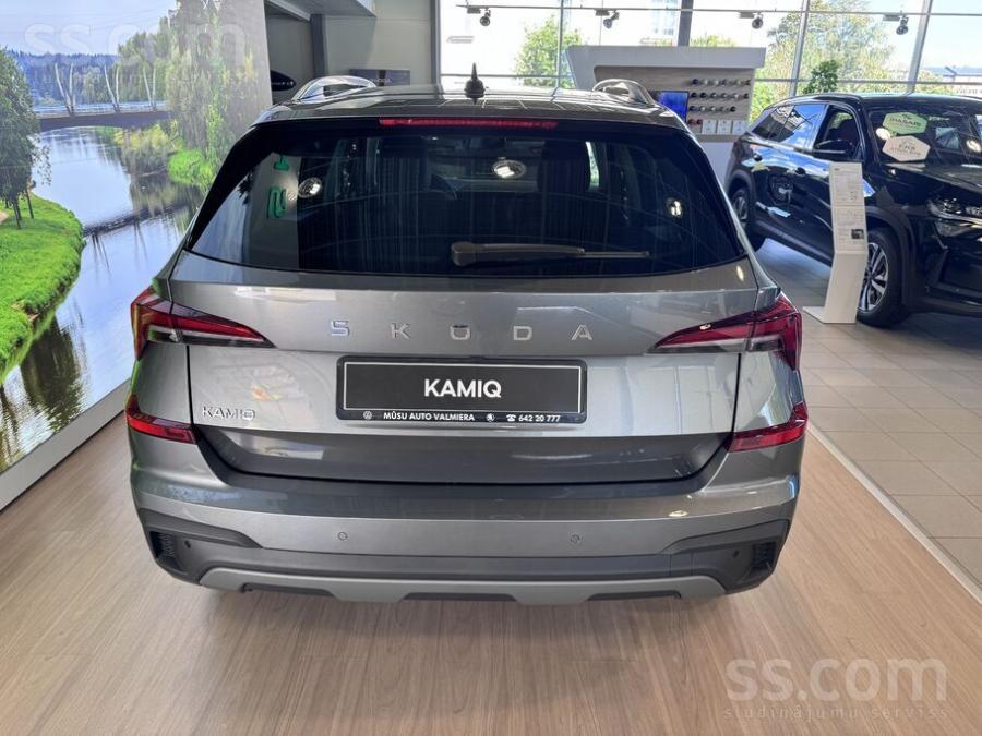 Pelēks Skoda KAMIQ 2026 Valmiera, ar dzinēja tilpumu 1.00 L un nobraukumu 5 tūkst. km par 25450 €, foto 8 vietnē AUTOMOTO.COM.LV