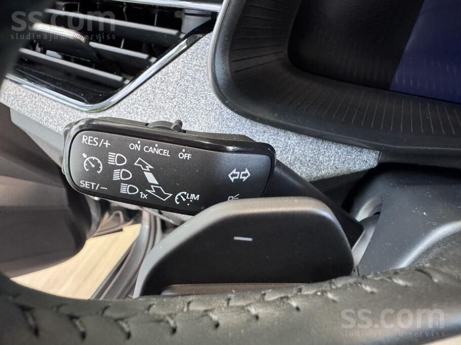 Pelēks Skoda KAMIQ 2026 Valmiera, ar dzinēja tilpumu 1.00 L un nobraukumu 5 tūkst. km par 25450 €, foto 17 vietnē AUTOMOTO.COM.LV