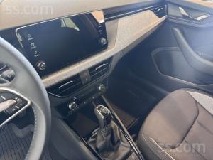 Pelēks Skoda KAMIQ 2026 Valmiera, ar dzinēja tilpumu 1.00 L un nobraukumu 5 tūkst. km par 25450 €, foto 18 vietnē AUTOMOTO.COM.LV