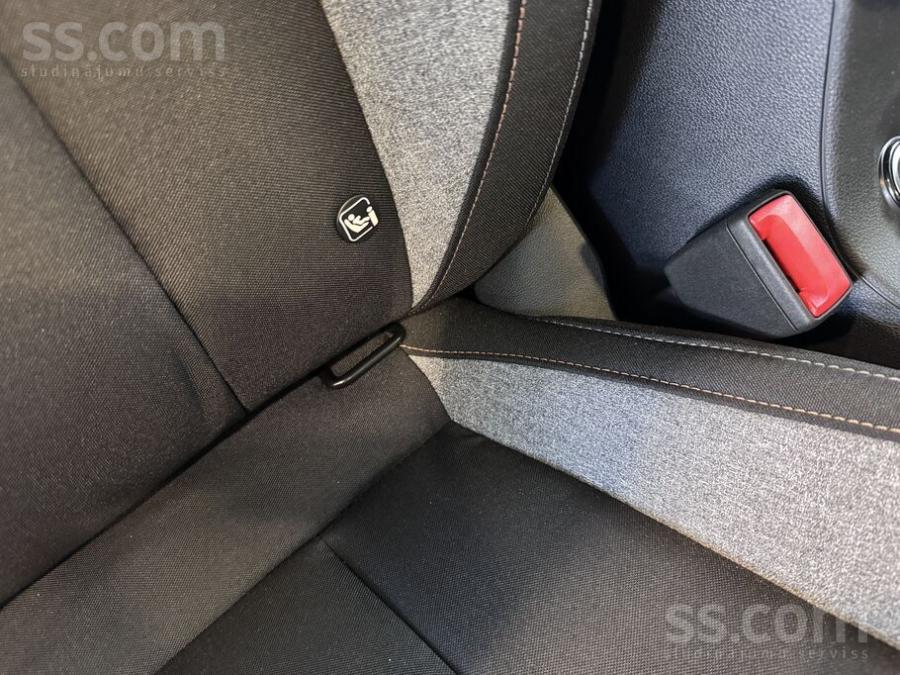 Pelēks Skoda KAMIQ 2026 Valmiera, ar dzinēja tilpumu 1.00 L un nobraukumu 5 tūkst. km par 25450 €, foto 23 vietnē AUTOMOTO.COM.LV