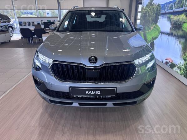 Шкода KAMIQ 2026 в Валмиера на AUTOMOTO.COM.LV Серый Шкода KAMIQ 2026 в Валмиера, объемом двигателя 1.00 л и пробегом 5 тыс. км за 23890 €, фото 3 на AUTOMOTO.COM.LV